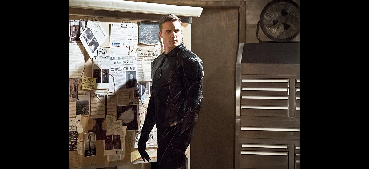 Photo : The Flash saison 2 : Zoom (Teddy Sears) dans l'épisode 22 ...