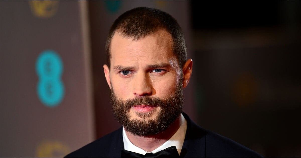 Jamie Dornan très chaud... malgré lui ? Un détail physique amuse la ...