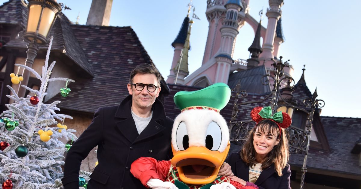 Bérénice Bejo et Michel Hazanavicius à Disneyland Paris pour fêter Noël ...