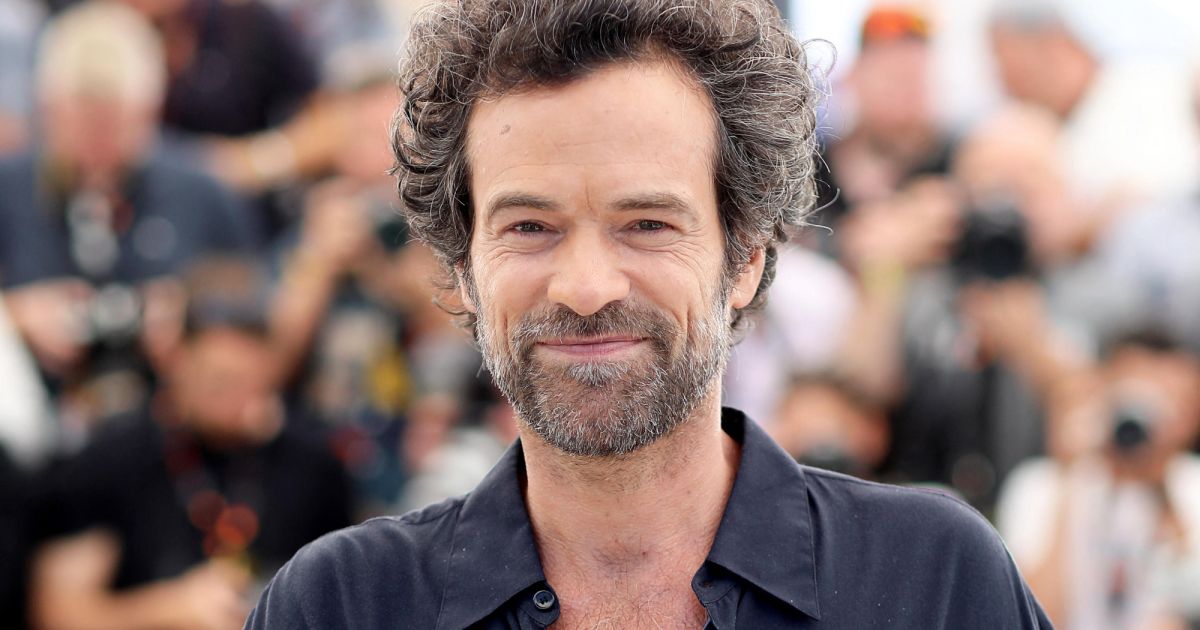 Romain Duris - Photocall du film Coupez ! (Final Cut ) lors du 75e ...