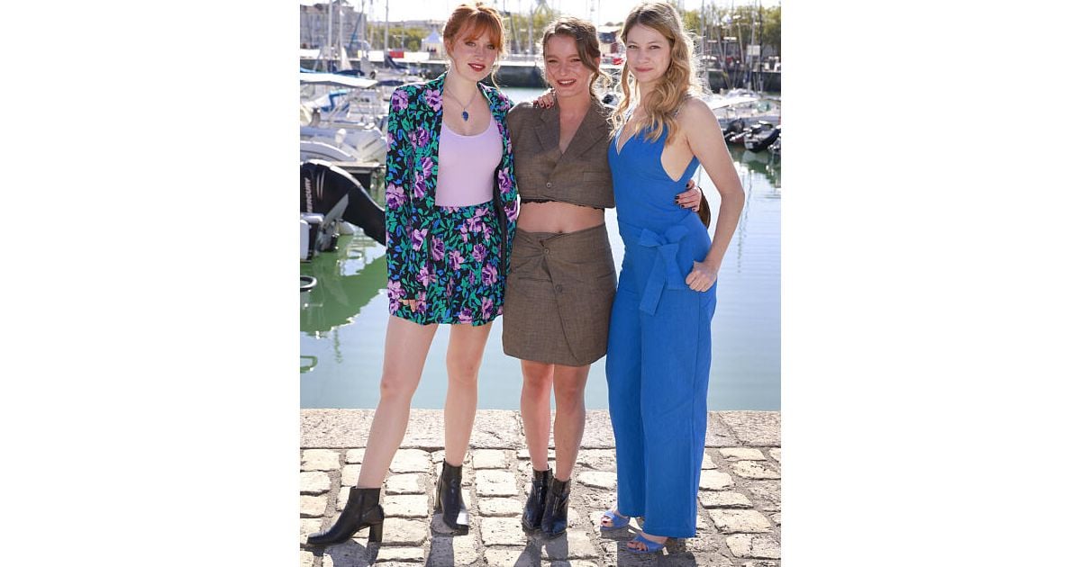 No web - Claire Romain, Axelle Dodier, Florence Coste ICI TOUT COMMENCE ...