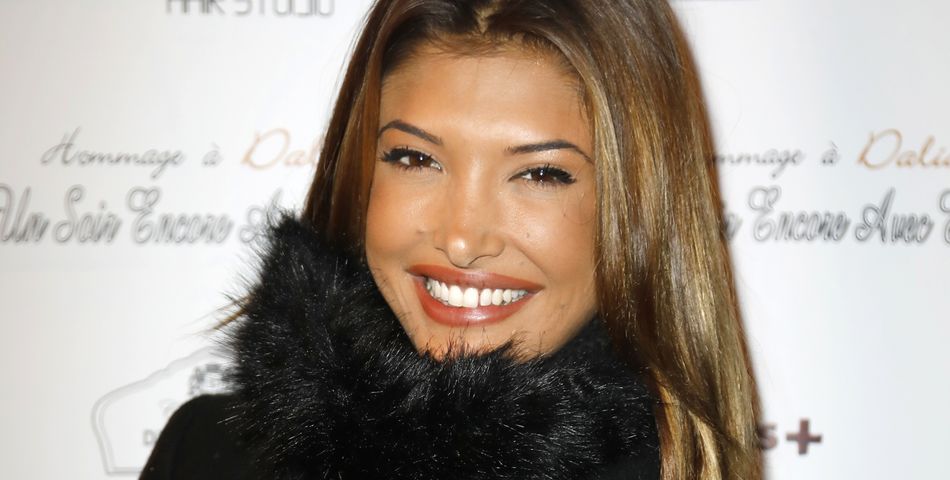 Mélanie Dedigama à l'avant-première du spectacle Hommage à Dalida, Un ...