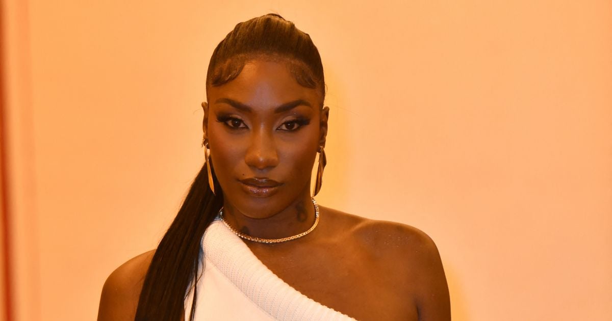 Aya Nakamura (Flamme de l'artiste féminine de l'année) - Première ...