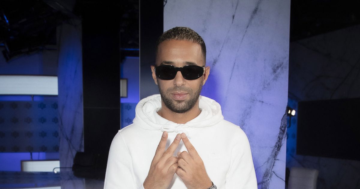 Ensemble, ils doivent interpréter devant le public le hit Vamos ...