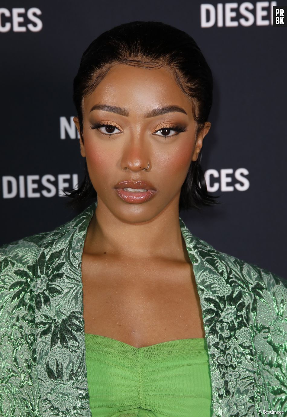 Nouvelle école : Shay jugée pour ses tenues "sexy", elle avait déjà une ...