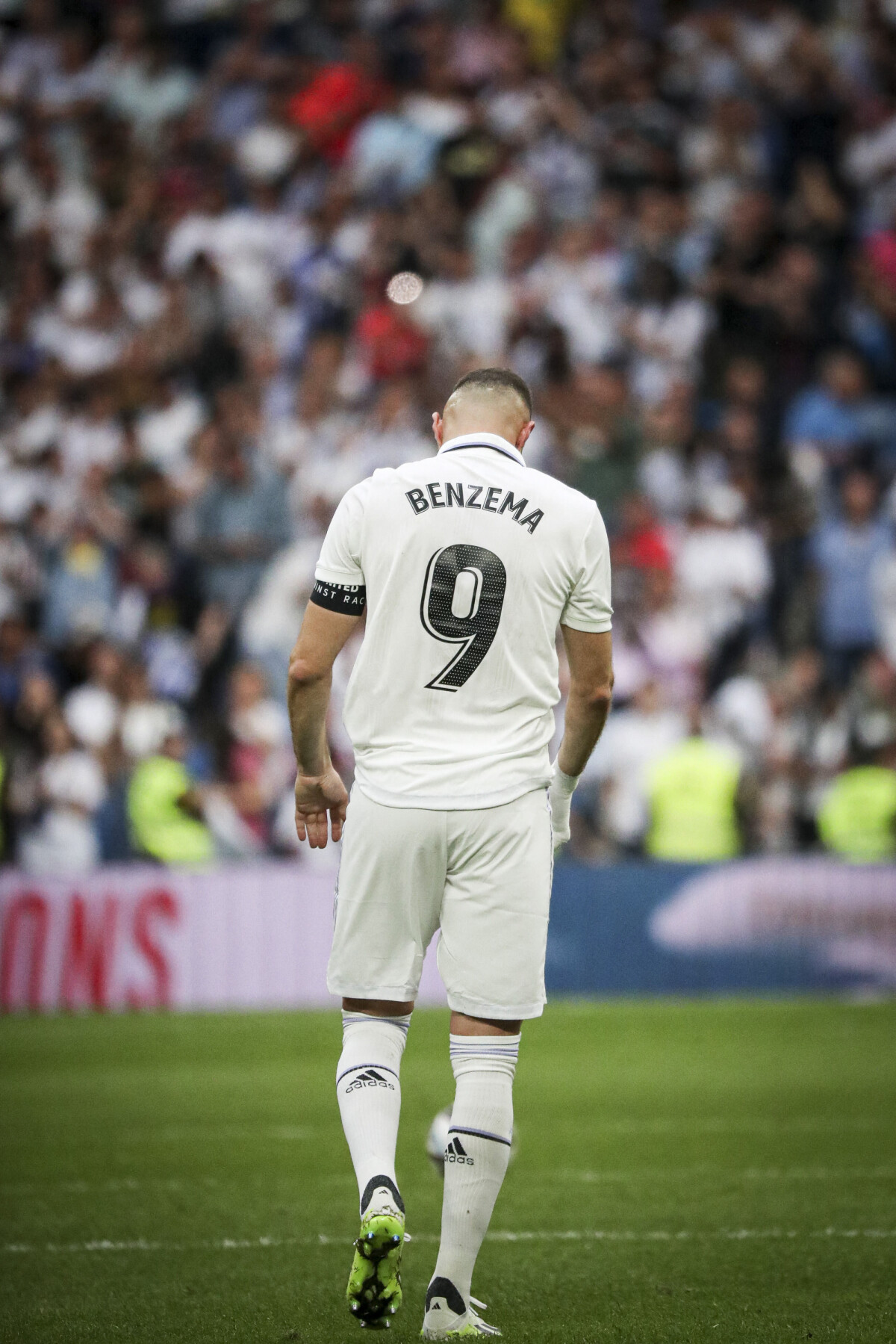 Photo Karim Benzema Très ému Lors De Son Dernier Match Avec Le Real