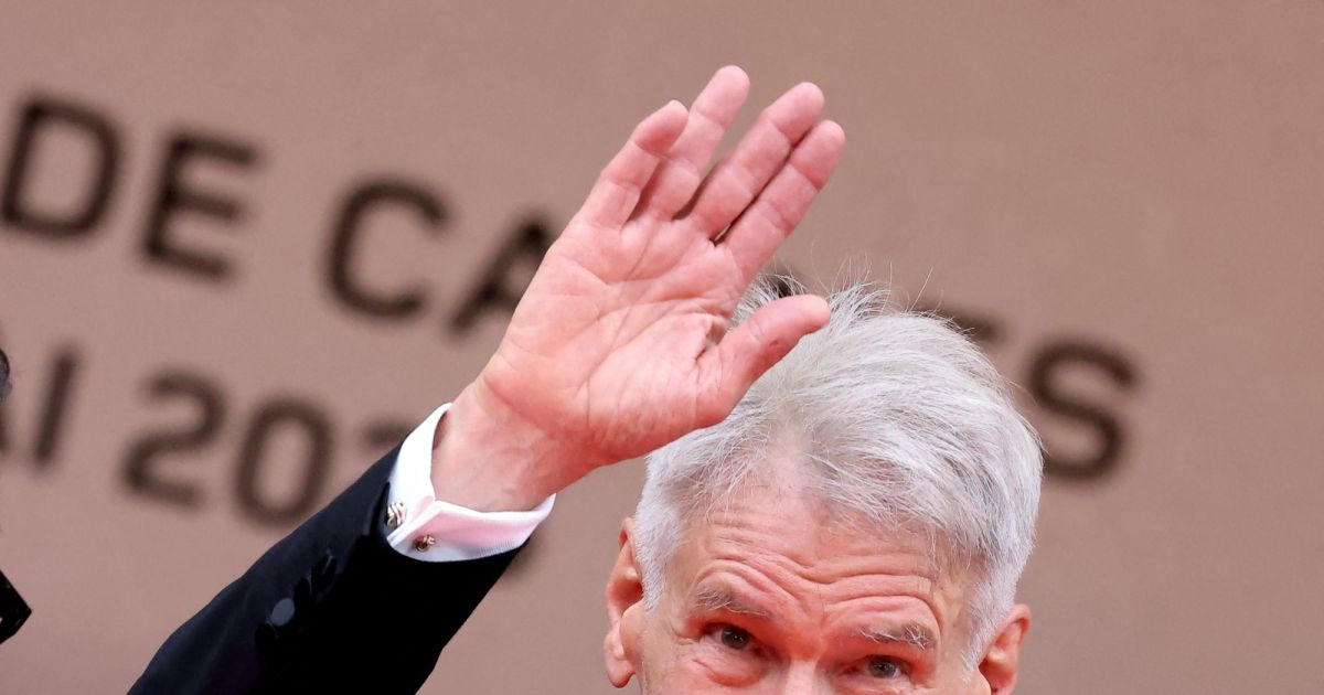 Harrison Ford - Montée des marches du film « Indiana Jones et le cadran ...