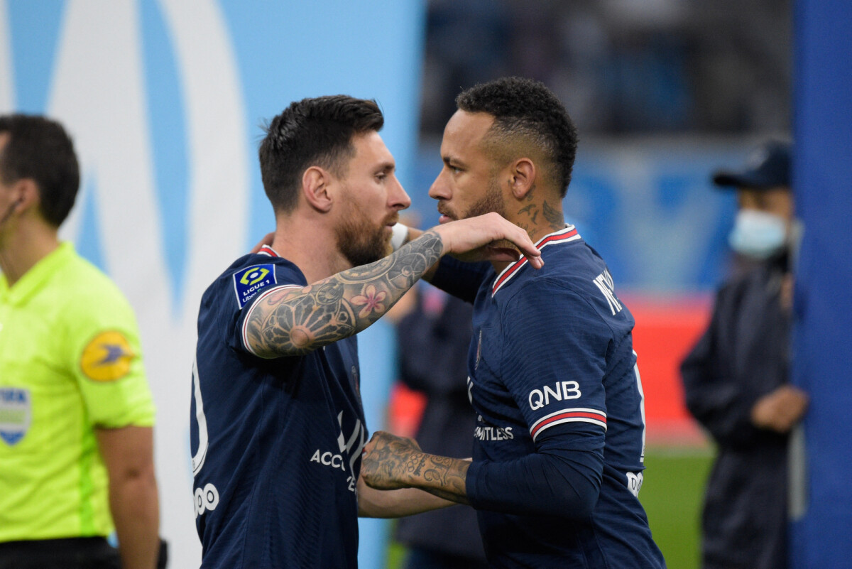 Photo : Neymar Jr ( 10 - PSG ) - Lionel Leo Messi ( 30 - PSG ) - Match Ligue 1 Uber Eats "OM ...