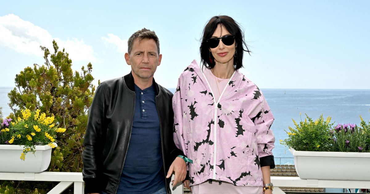 Daniel Riolo et sa compagne Géraldine Maillet - Célébrités en tribune ...