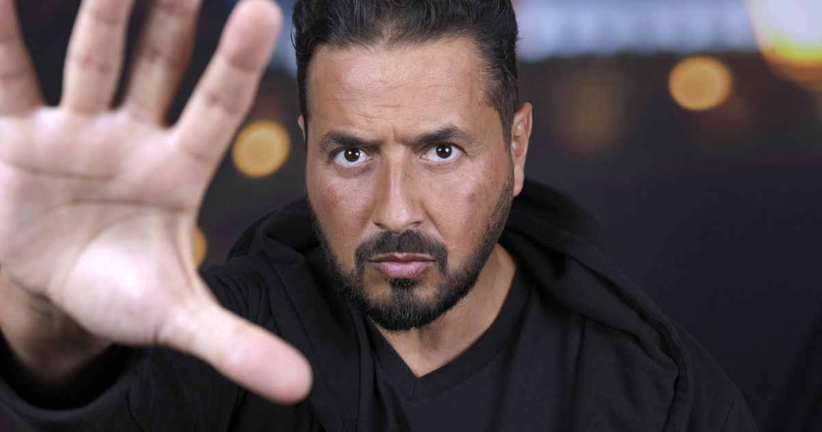 Portrait de Moundir lors de l'enregistrement de l'émission Chez Jordan ...