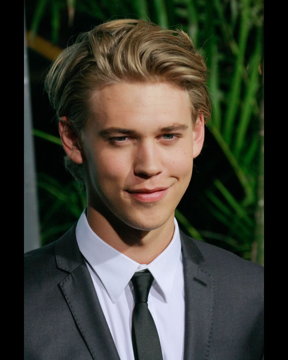 Photo : Austin Butler à l'avant-première de Voyage au centre de la ...