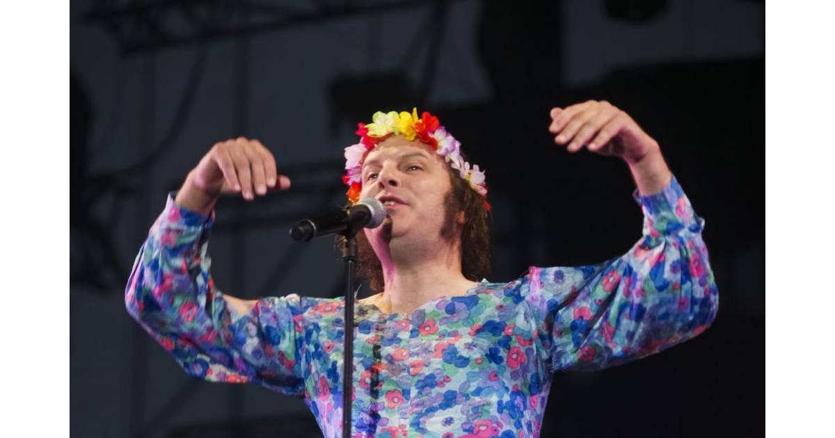 Katerine : le chanteur prêt à livrer son nouvel album Magnum en octobre ...