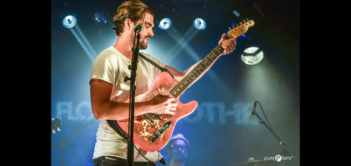 Photo : Florent Mothe en live lors de sa Purefans Session ! - PureBreak