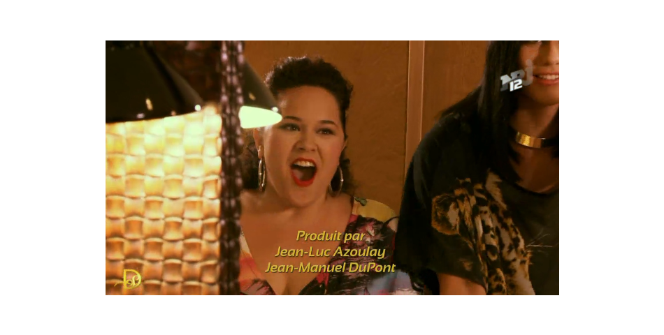 Dreams : Violette adore le nouveau look de Julia - Purebreak