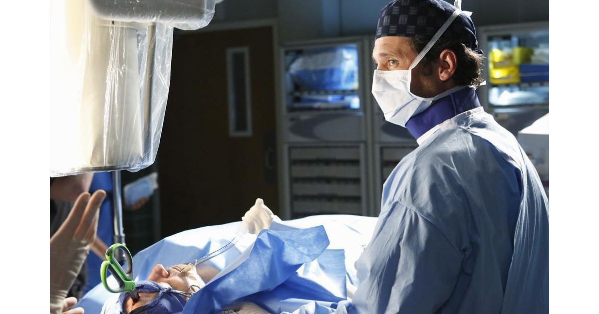 Grey's Anatomy saison 10, épisode 20 : Patrick Dempsey sur une photo ...