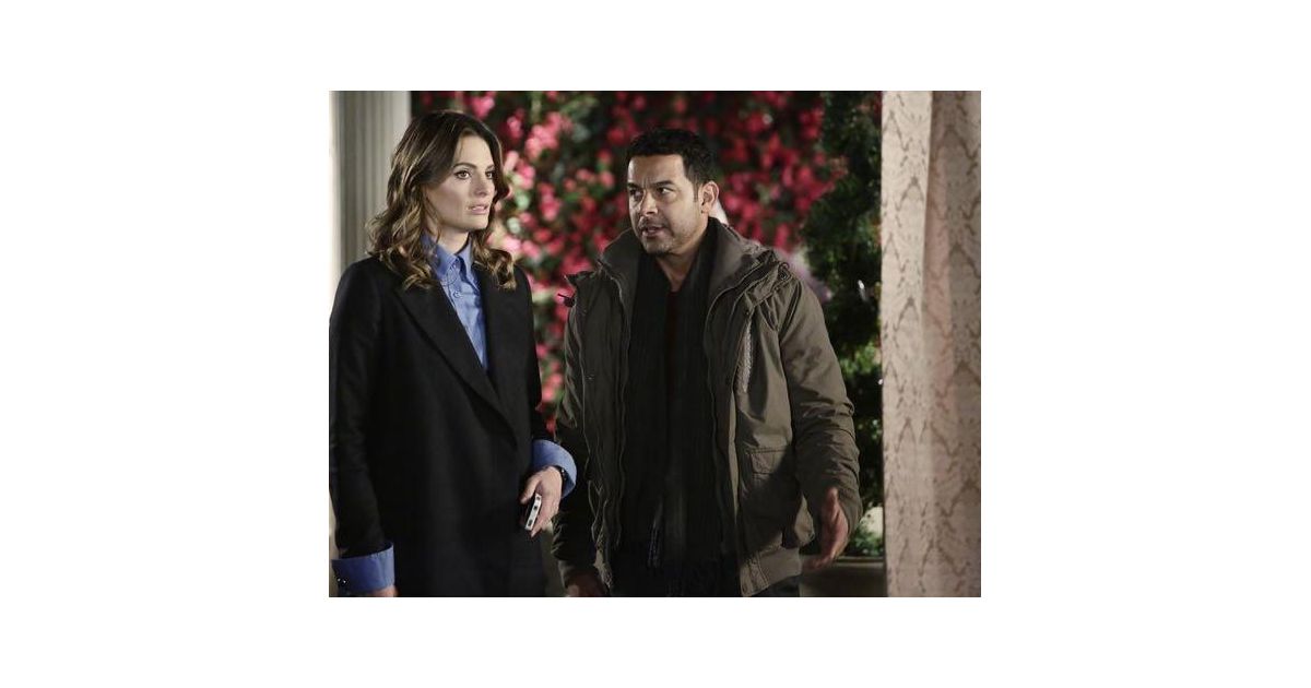 Castle saison 7 : Esposito et Kate dans l'épisode 12 - Purebreak