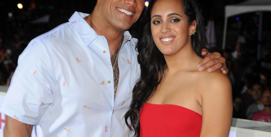 Dwayne Johnson pose avec sa première fille Simone - Purebreak