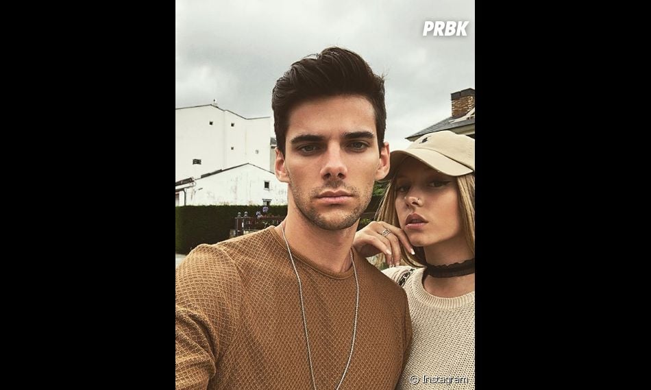 Elite : Álvaro Rico et Ester Expósito en couple ? - Purebreak