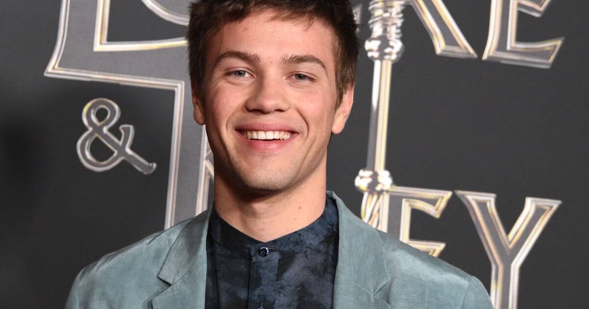 Connor Jessup (Locke & Key) revient sur son coming-out : "Je me sentais ...