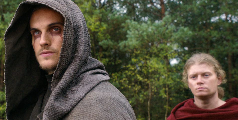 Daniel Sharman dans Cursed - Purebreak