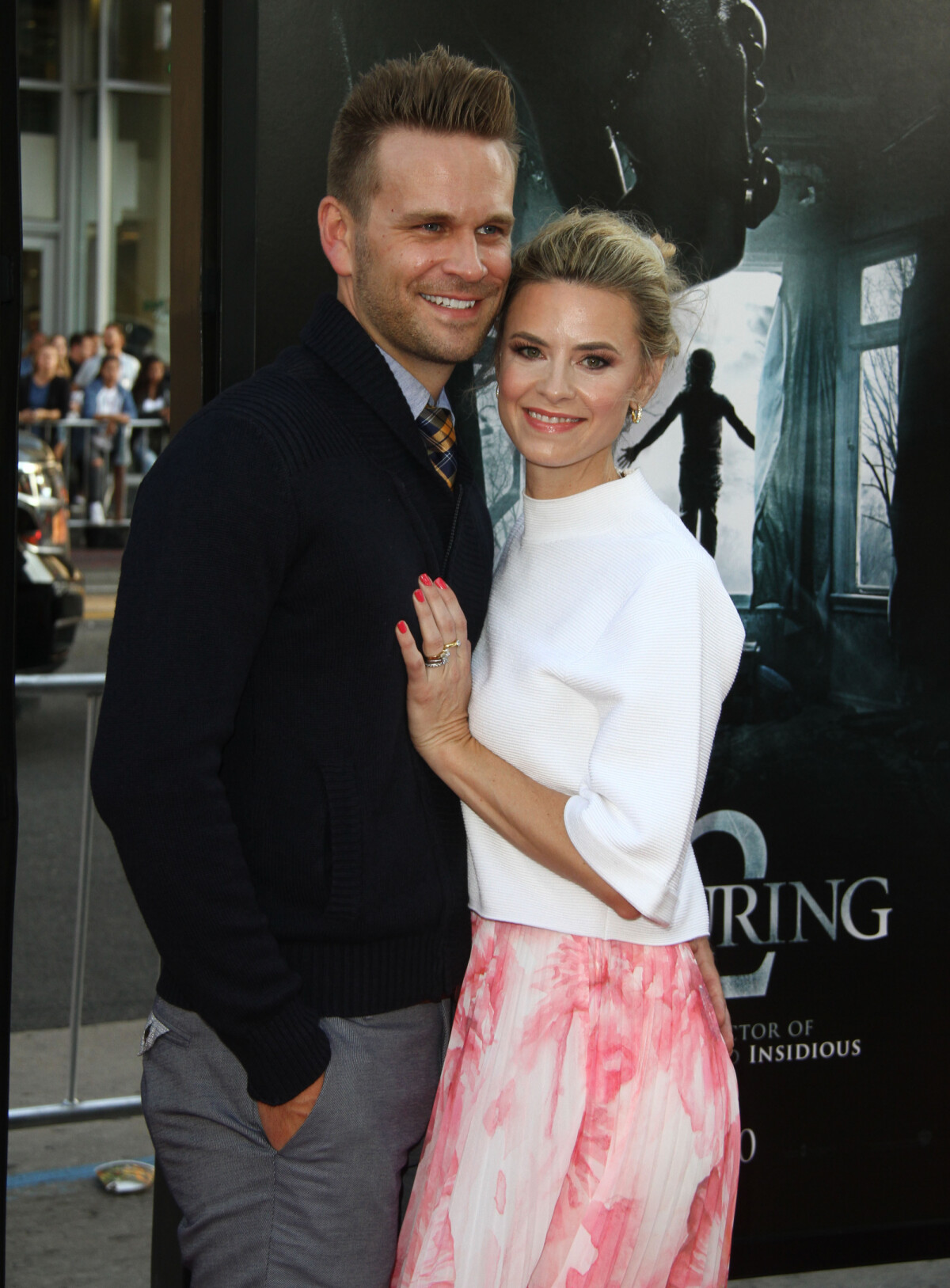 Photo : John Brotherton et sa femme Alison Raimondi à la première de ...