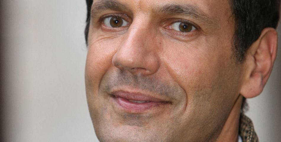 Mehdi Nebbou au photocall de la série HPI à l'ambassade de France à ...