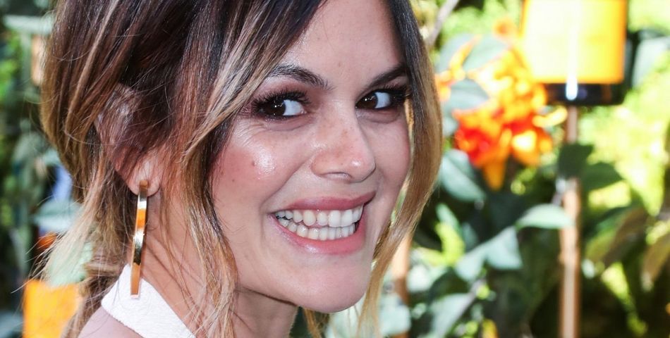 Rachel Bilson au photocall de la 10ème édition de la soirée Veuve ...