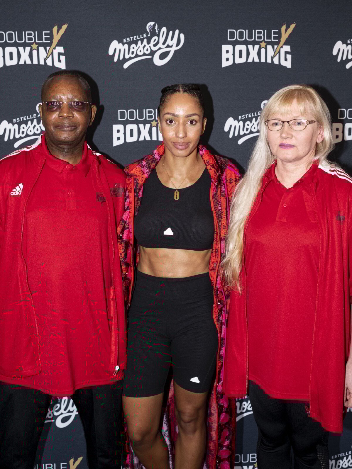 Photo : Exclusif - Pascal Mossely, Estelle Mossely et Hélène Mossely ...