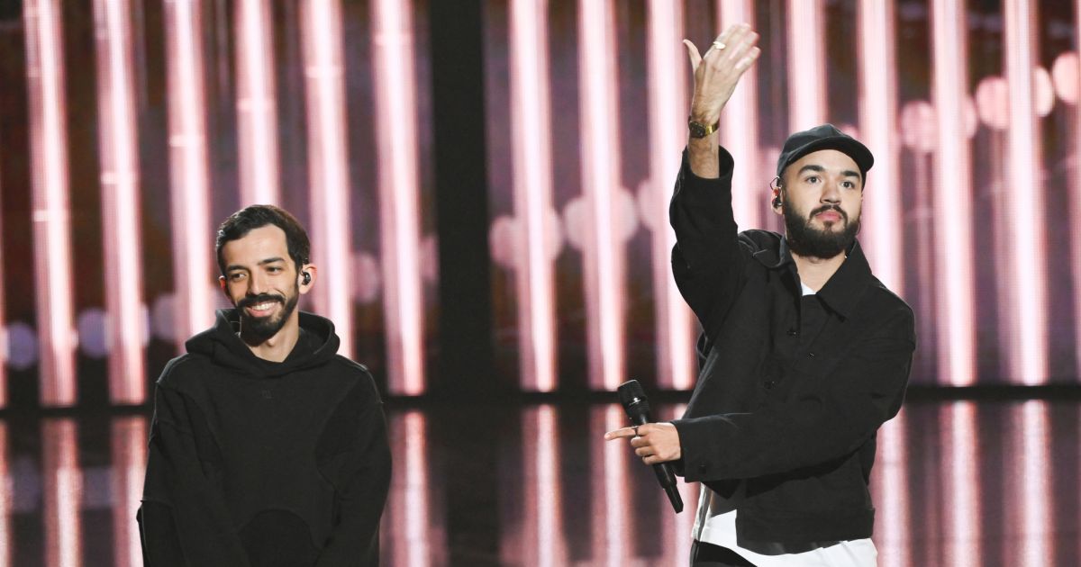 Bigflo et Oli lors de la 38ème cérémonie des Victoires de la musique à ...