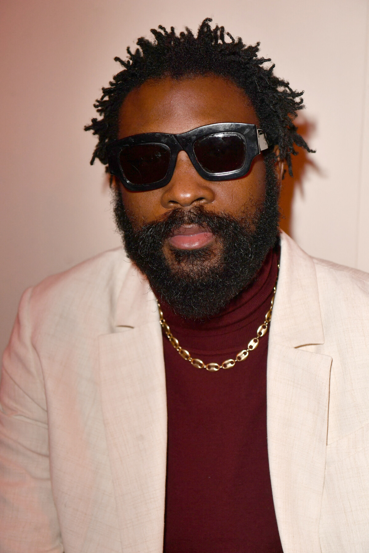 Photo : Damso - Photocall en front row du défilé "Le Raphia" de la ...