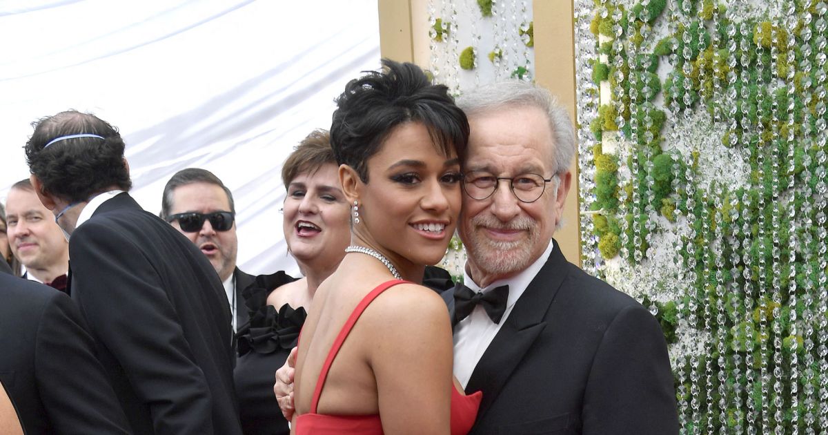 Ariana DeBose, Steven Spielberg au photocall de la 94ème édition de la ...