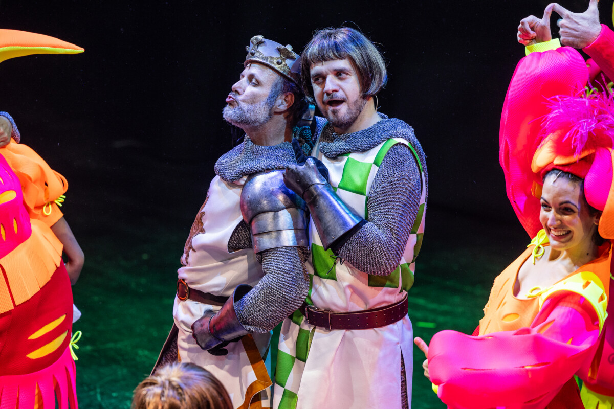 Photo : Pierre-François Martin-Laval et Ludovic Thiévon dans Spamalot ...