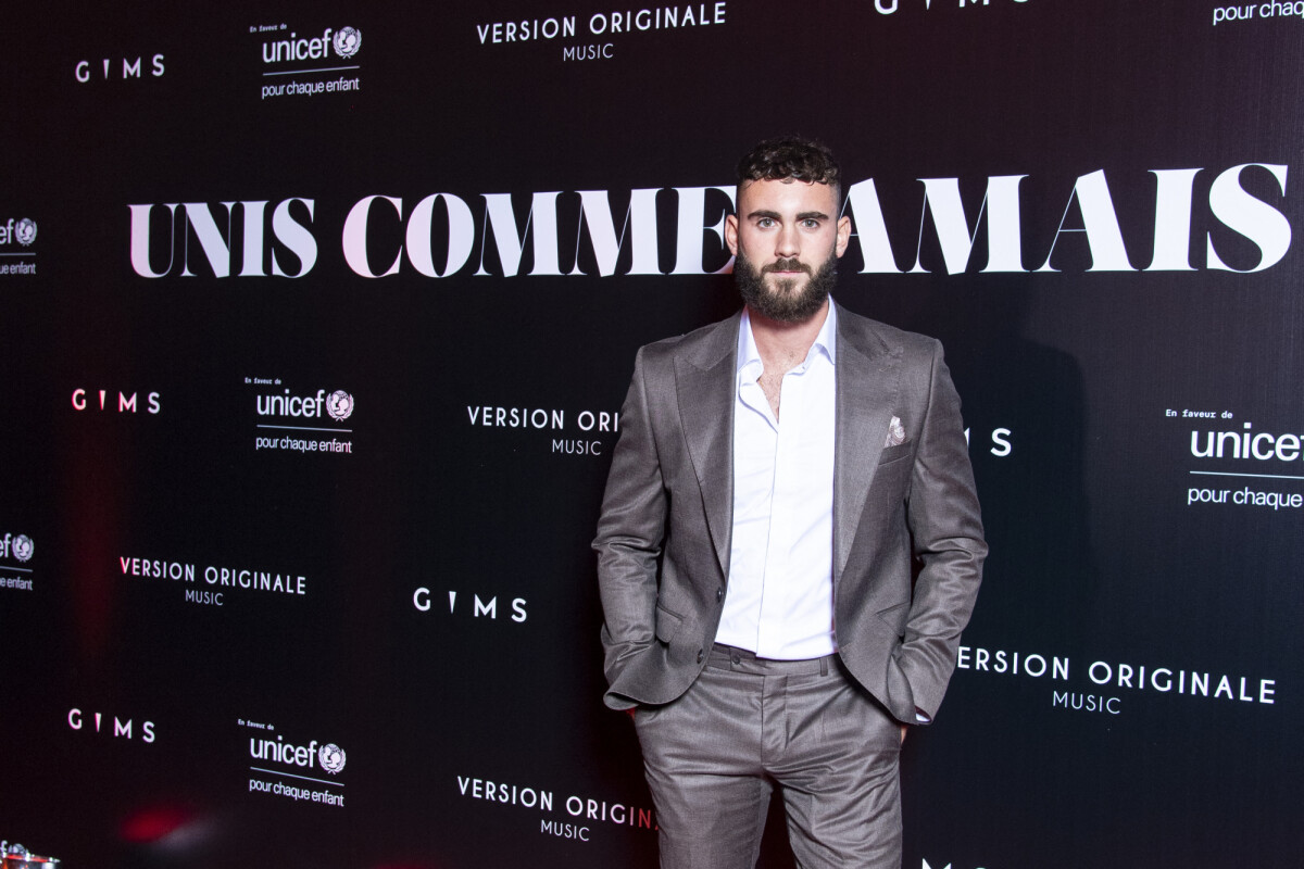 Photo : Illan Castronovo au photocall de la soirée Photo : Illan Castronovo au photocall de la soirée