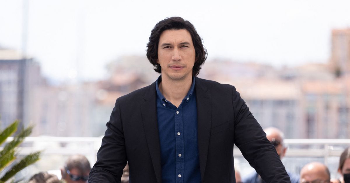 Adam Driver au photocall du film Annette lors du 74ème festival ...