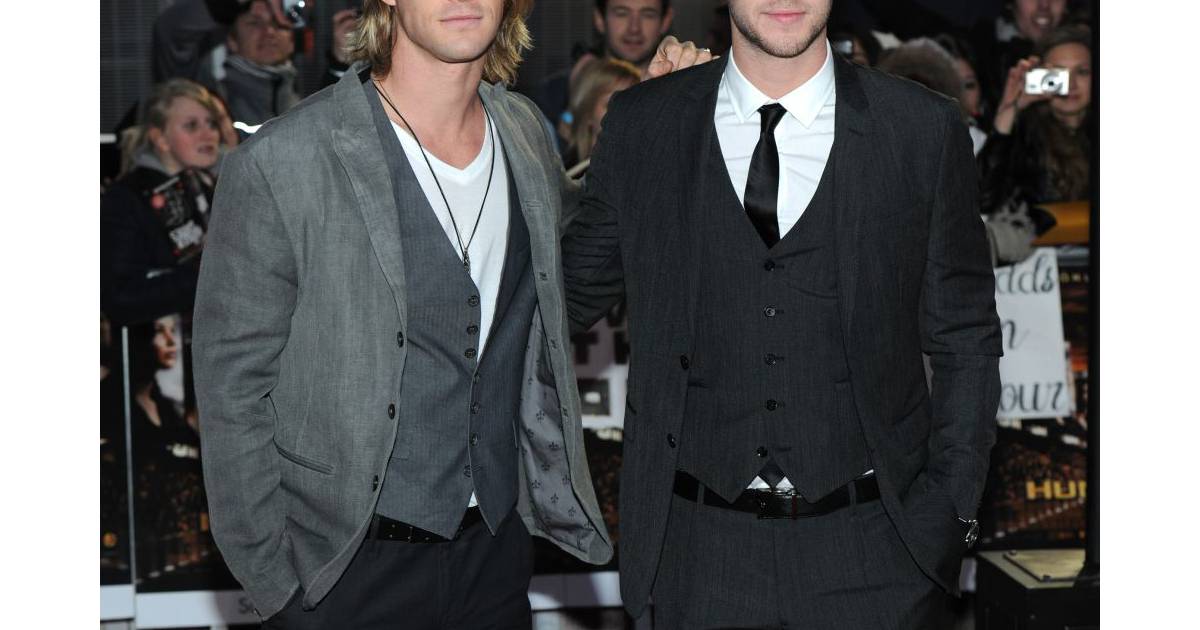 Liam Hemsworth et son frère Chris Hemsworth - Purebreak