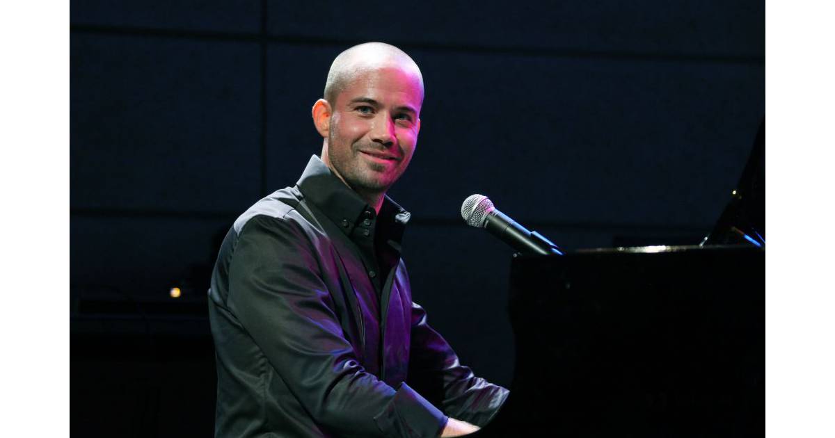 Emmanuel Moire dévoile aujourd'hui le clip de Ne s'aimer que la nuit ...