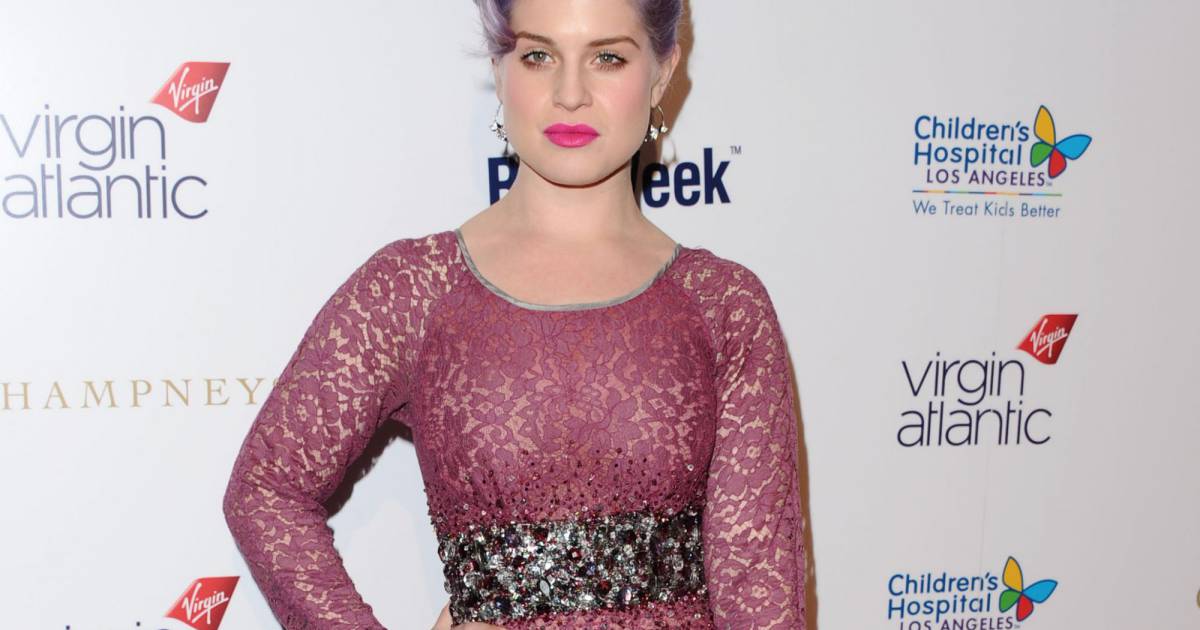 Kelly Osbourne en mode cheveux violets. - Purebreak