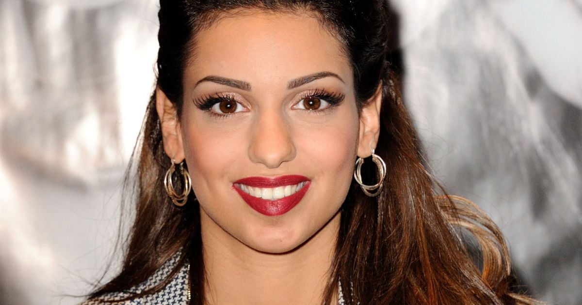 Tal tout sourire à l'avant-première de son documentaire, au Grand Rex ...