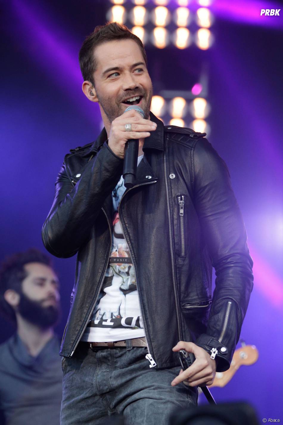 Emmanuel Moire sur la scène du M6 Music Live 2013 - Purebreak