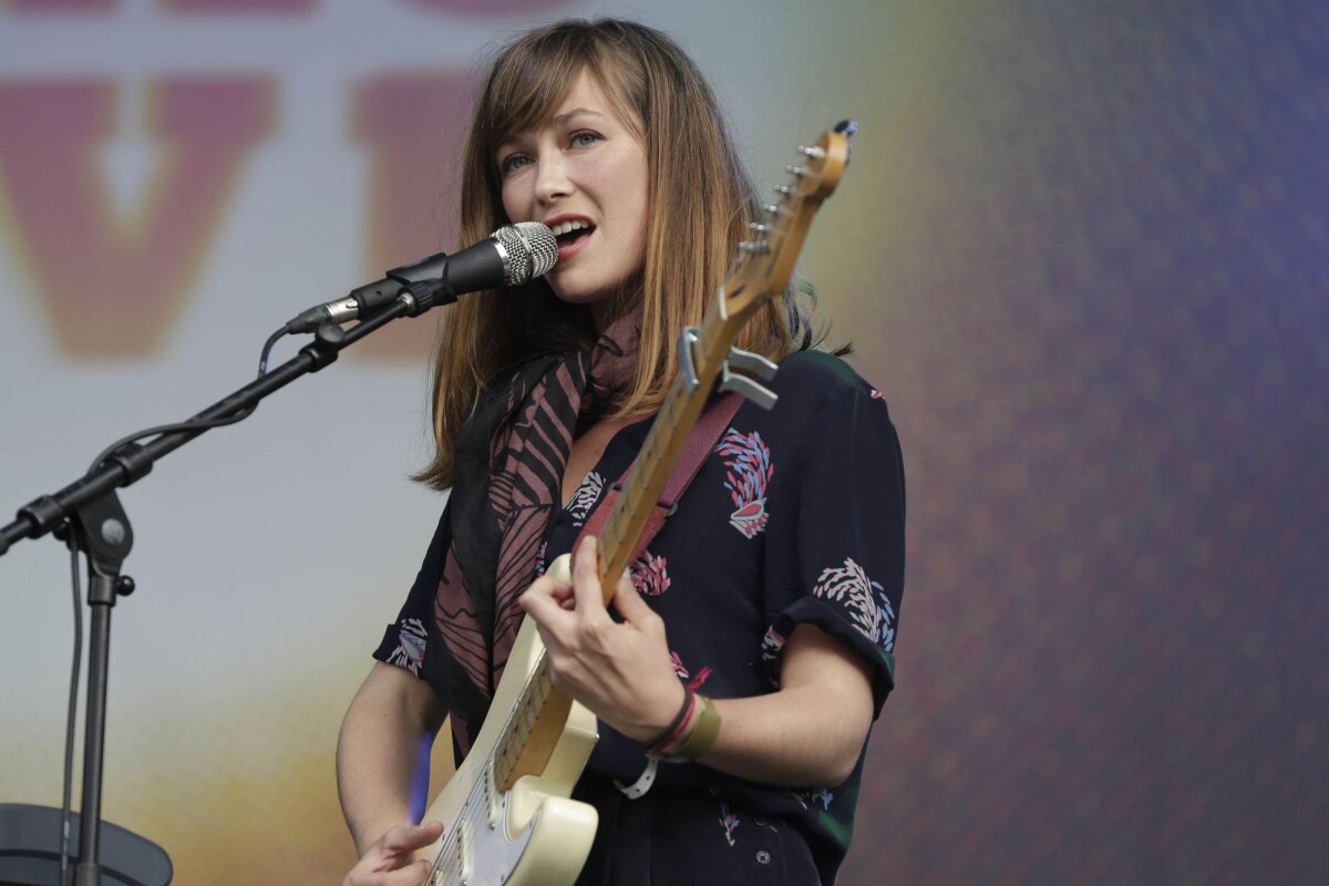 Photo : Mina Tindle : son album "Parades" sortira en octobre 2014 ...