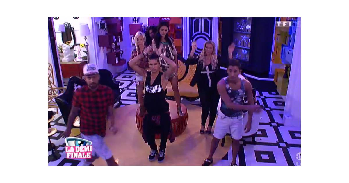 Secret Story 8 : les candidats pendant une soirée dans la Maison des ...