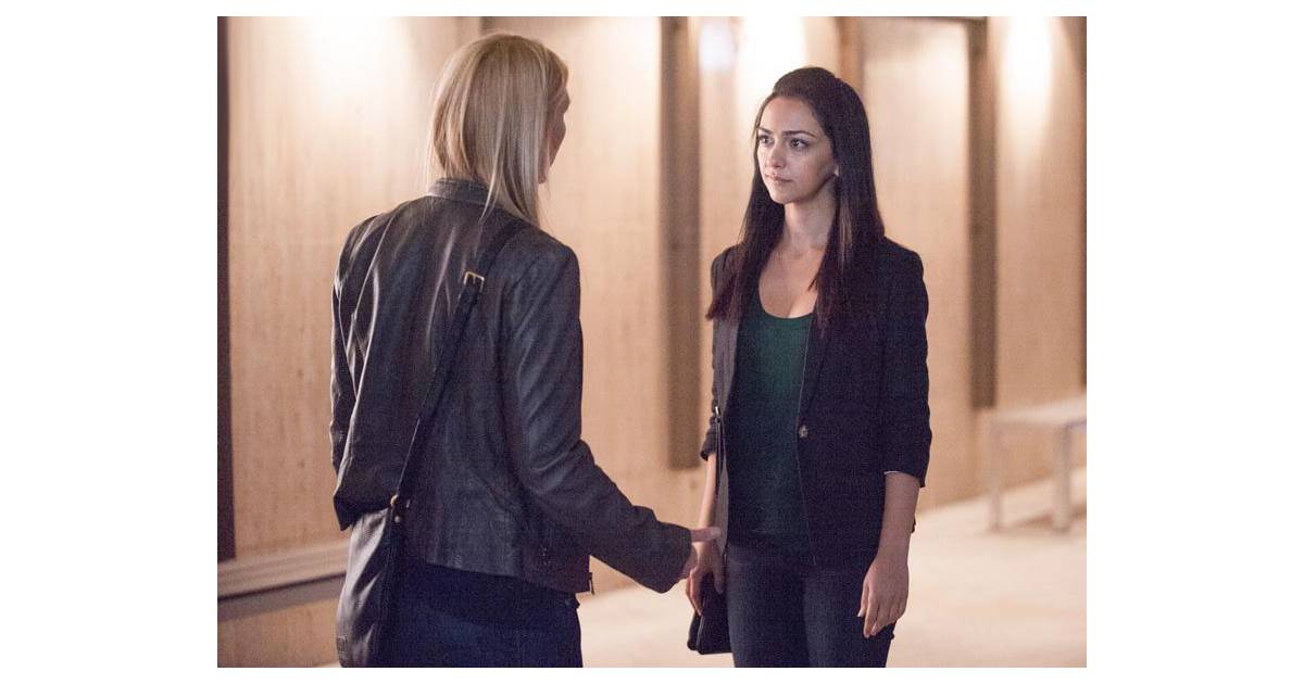 Homeland saison 4, épisode 6 : Carrie face à Fara sur une photo - Purebreak