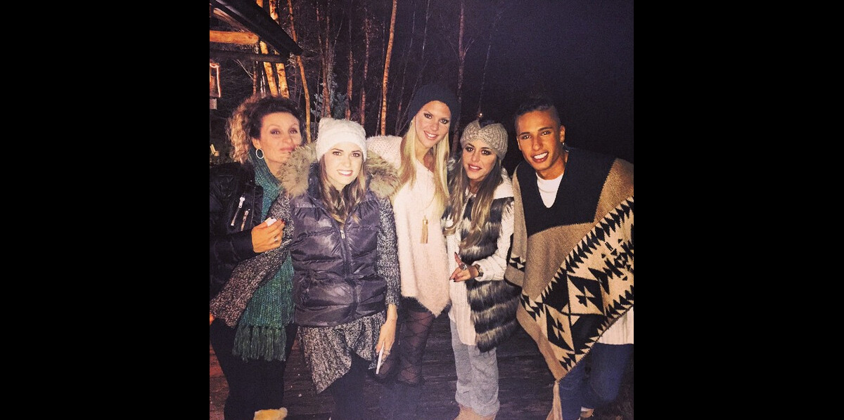 Photo : Anaïs Camizuli, Capucine Anav, Amélie Neten, Eddy et Frédérique ...