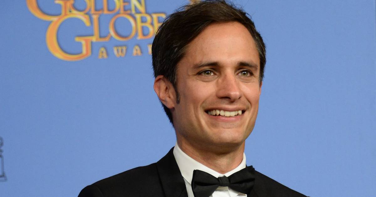 Gael Garcia Bernal lors de la cérémonie des Golden Globes 2016 - Purebreak