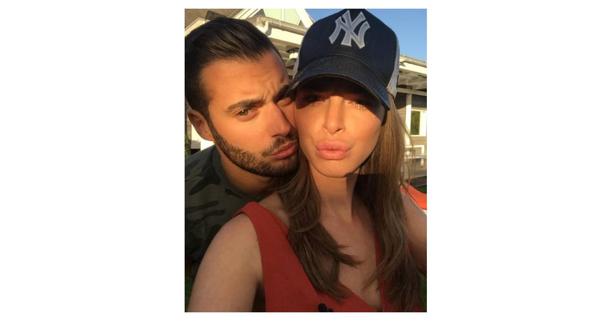 Emilie et Loic dans Secret Story 9 - Purebreak