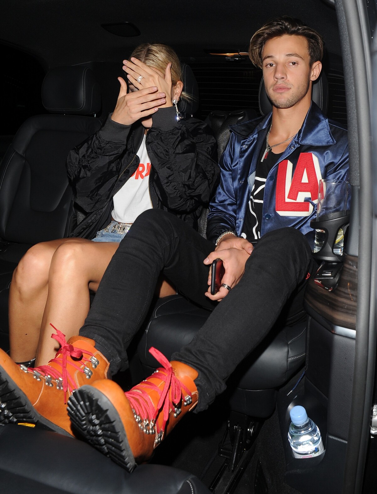 Photo : Cameron Dallas en couple avec Hailey Baldwin : ils s'affichent ...
