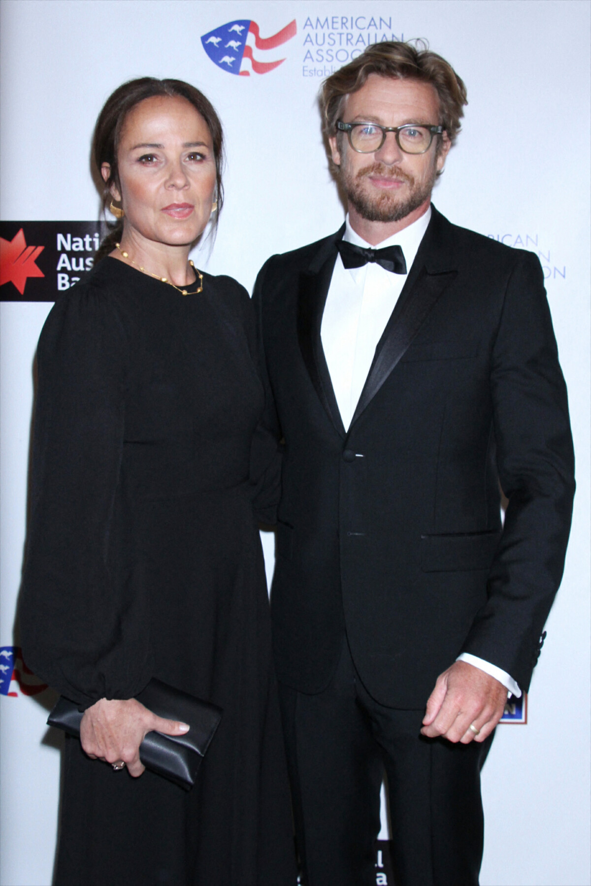 Photo : Simon Baker (Mentalist) annonce son divorce avec sa femme ...