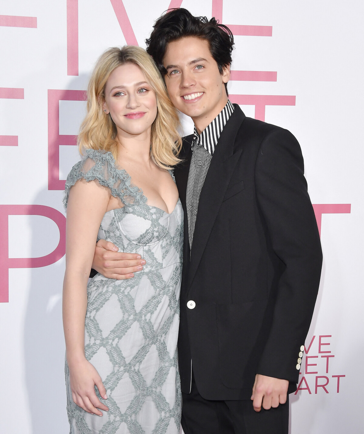 Photo : Cole Sprouse et Lili Reinhart en 2019, quand les acteurs de ...