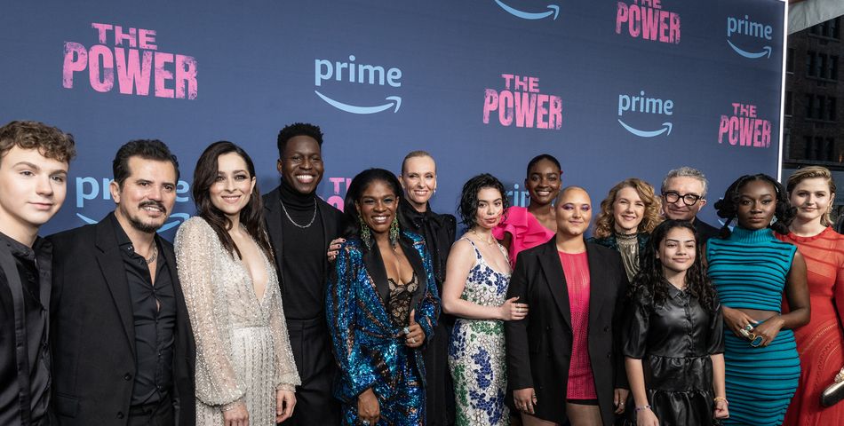 L'équipe de la série The Power - Photocall de la première de la série ...