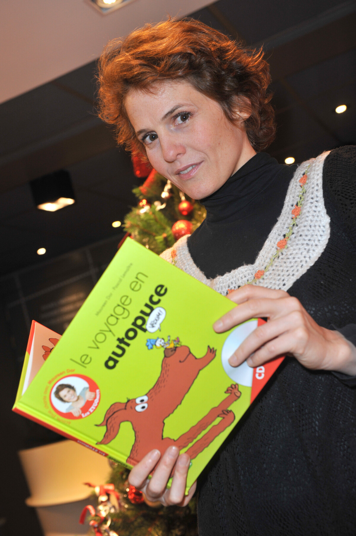 Photo : MAUREEN DOR RACONTE NOEL AU CARRE D' ENCRE - PARIS LE 23 12 ...